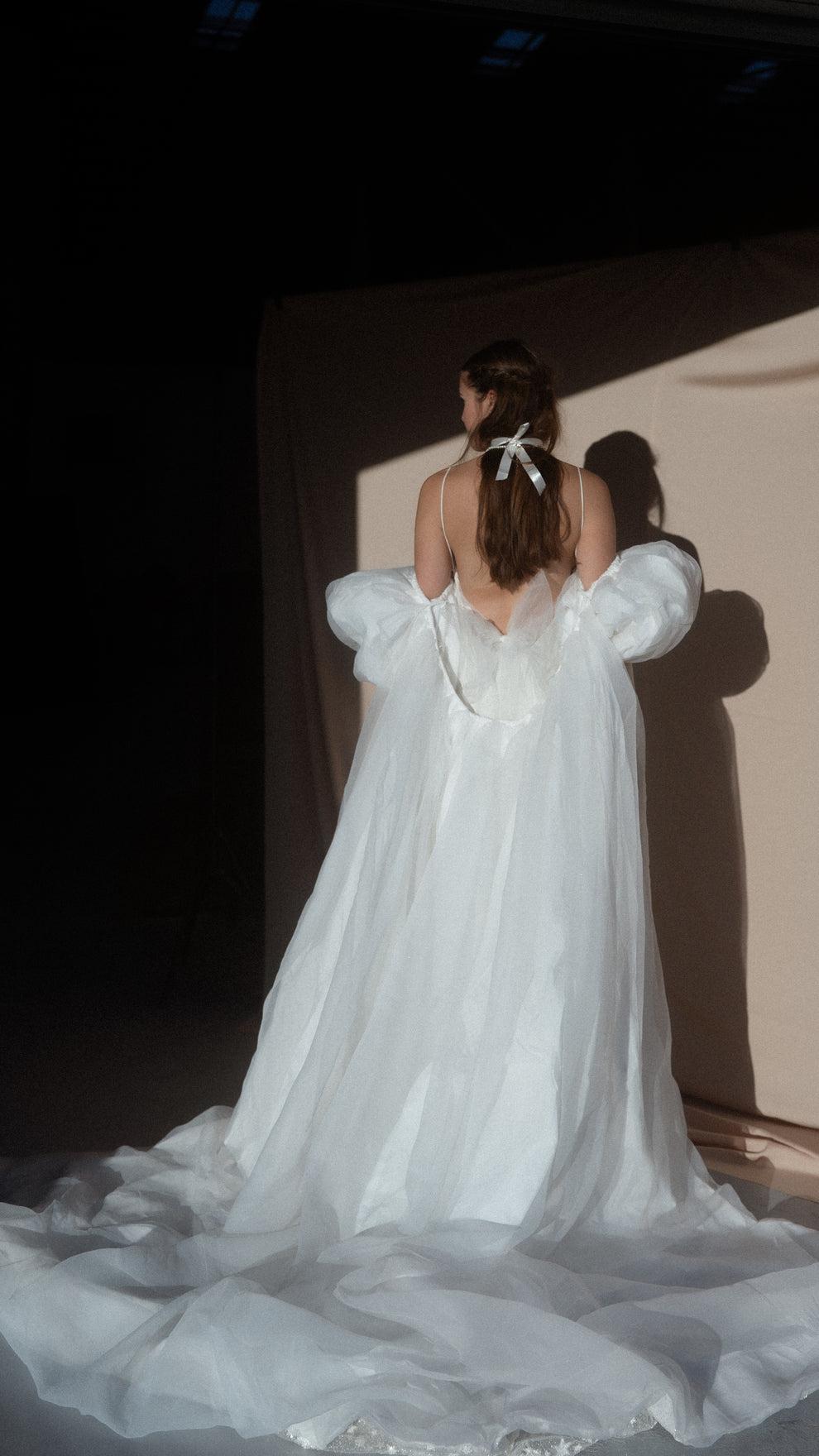 Vintage Cape for Modern Elegant Bride | Puffy Sleeve Wedding Dresses ...